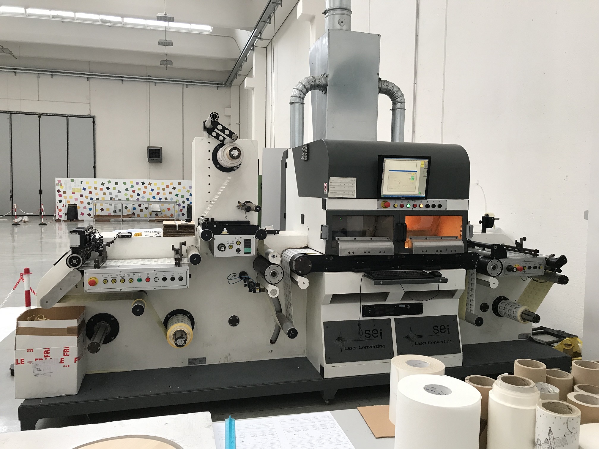 SEI Labelmaster laser Cutter SOLD! - Grand Format Printers